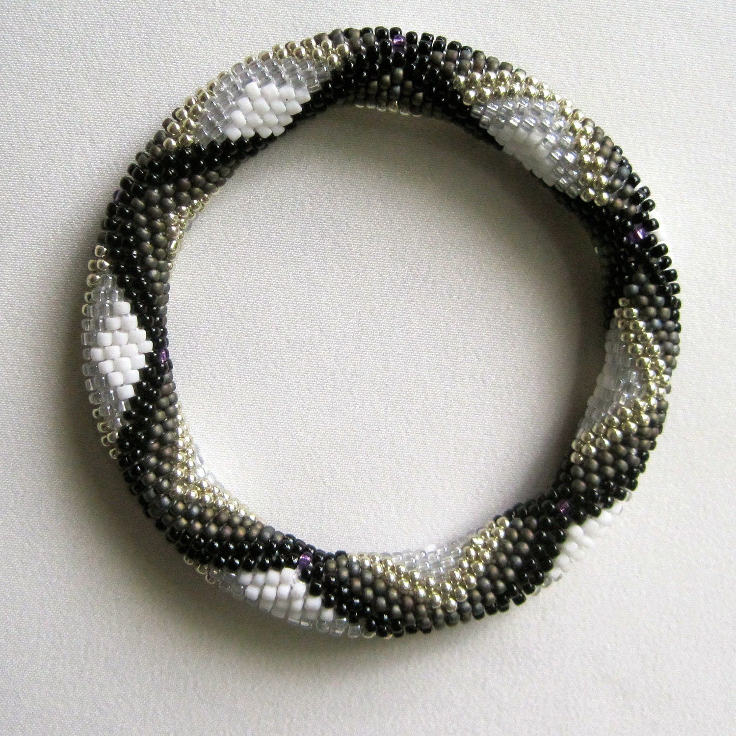 Bead Crochet Pattern: Dotted Shadow Boxes Bead Crochet Bangle Pattern ...