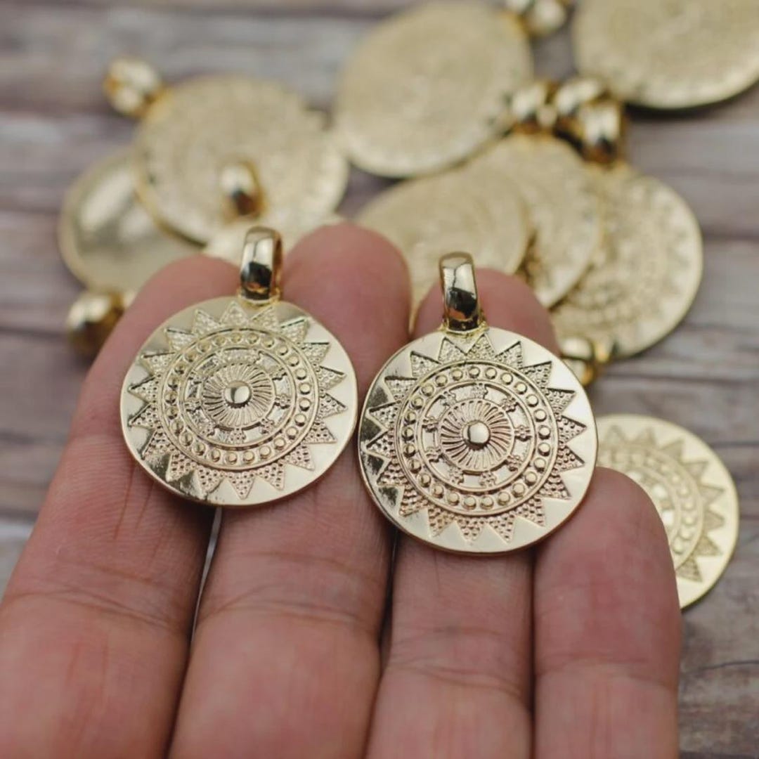 5pcs. Gold Plated Sun Mandala Disc Pendants, Boho Round Connectors ...