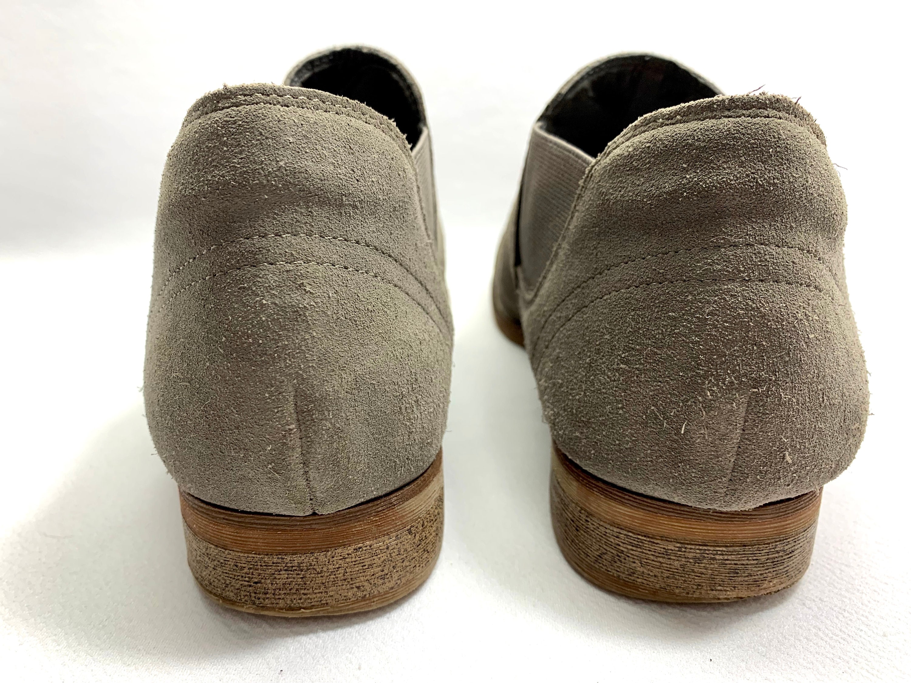 Pagan Peasant RENAISSANCE SLIPPER BOOTS Womens Sz 10 Gray Suede Slipper ...