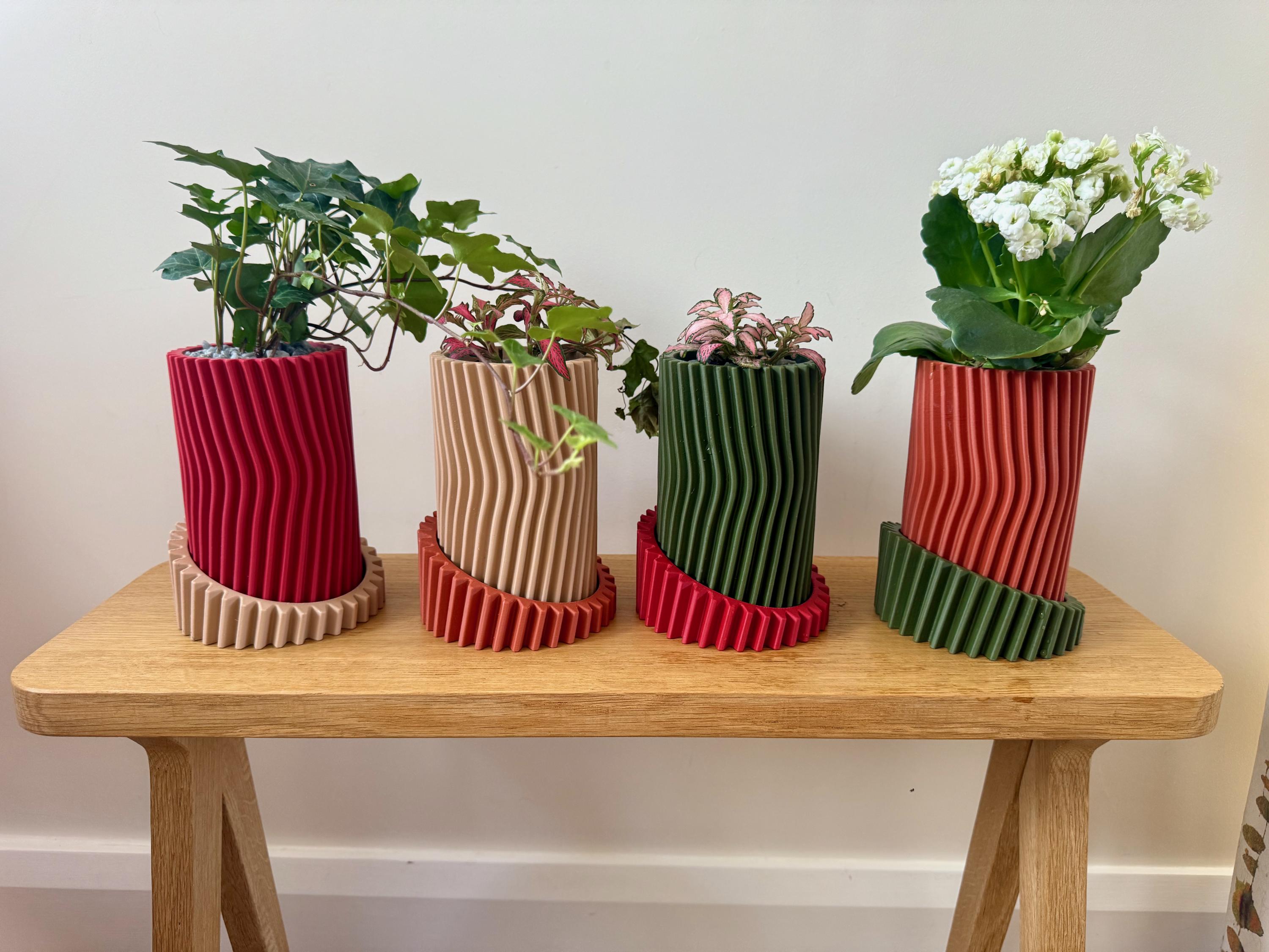 Straight Wavy Plant Pot With Drip Tray - Etsy