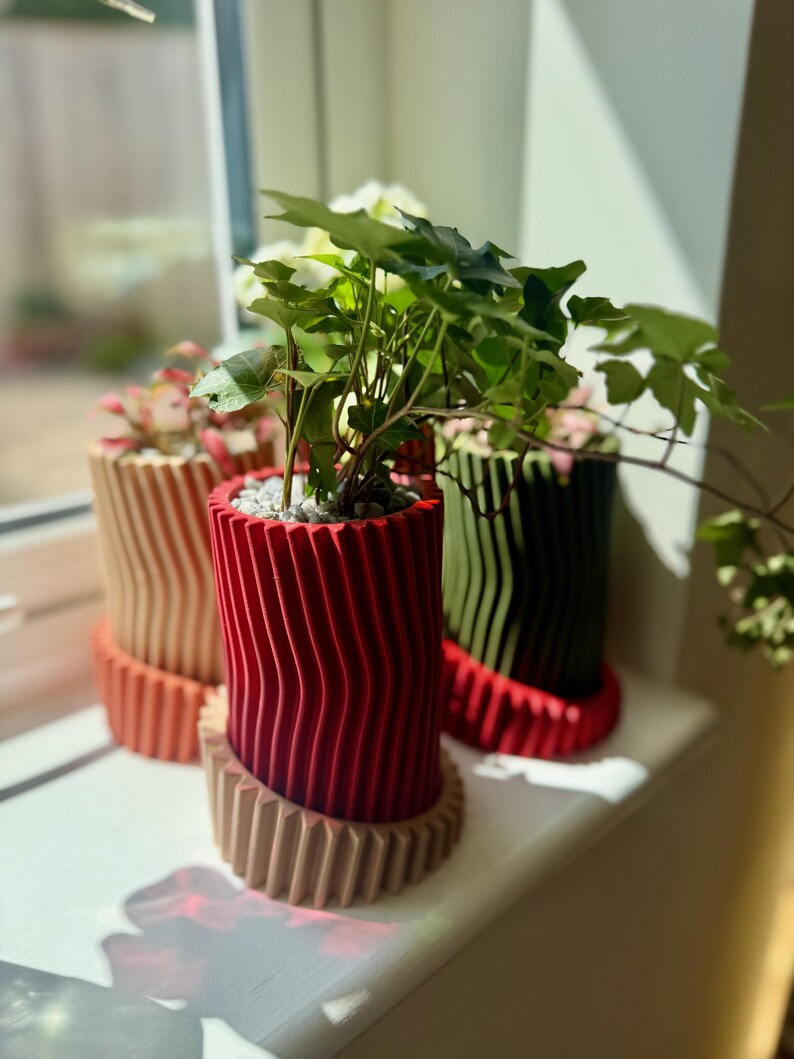 Straight Wavy Plant Pot With Drip Tray - Etsy