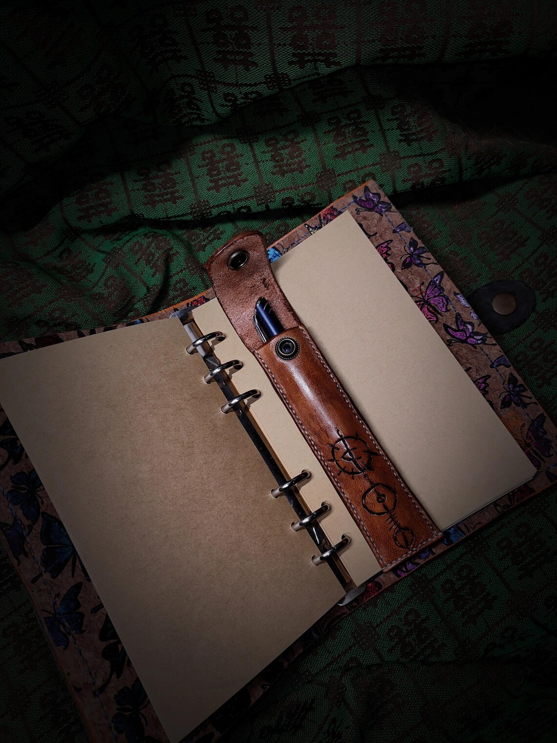 Handmade Retro Carving Fishbone & Sun Leather Pen Sleeve,handmade Pen ...
