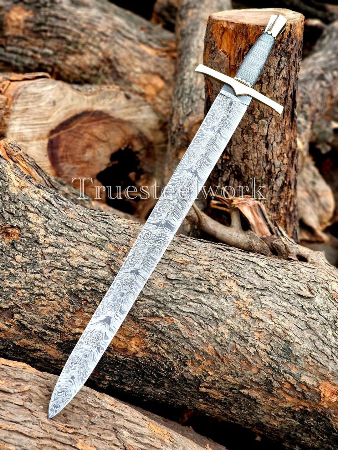 Medieval Master Sword Hand Forged Damascus Steel Blade Collectible ...