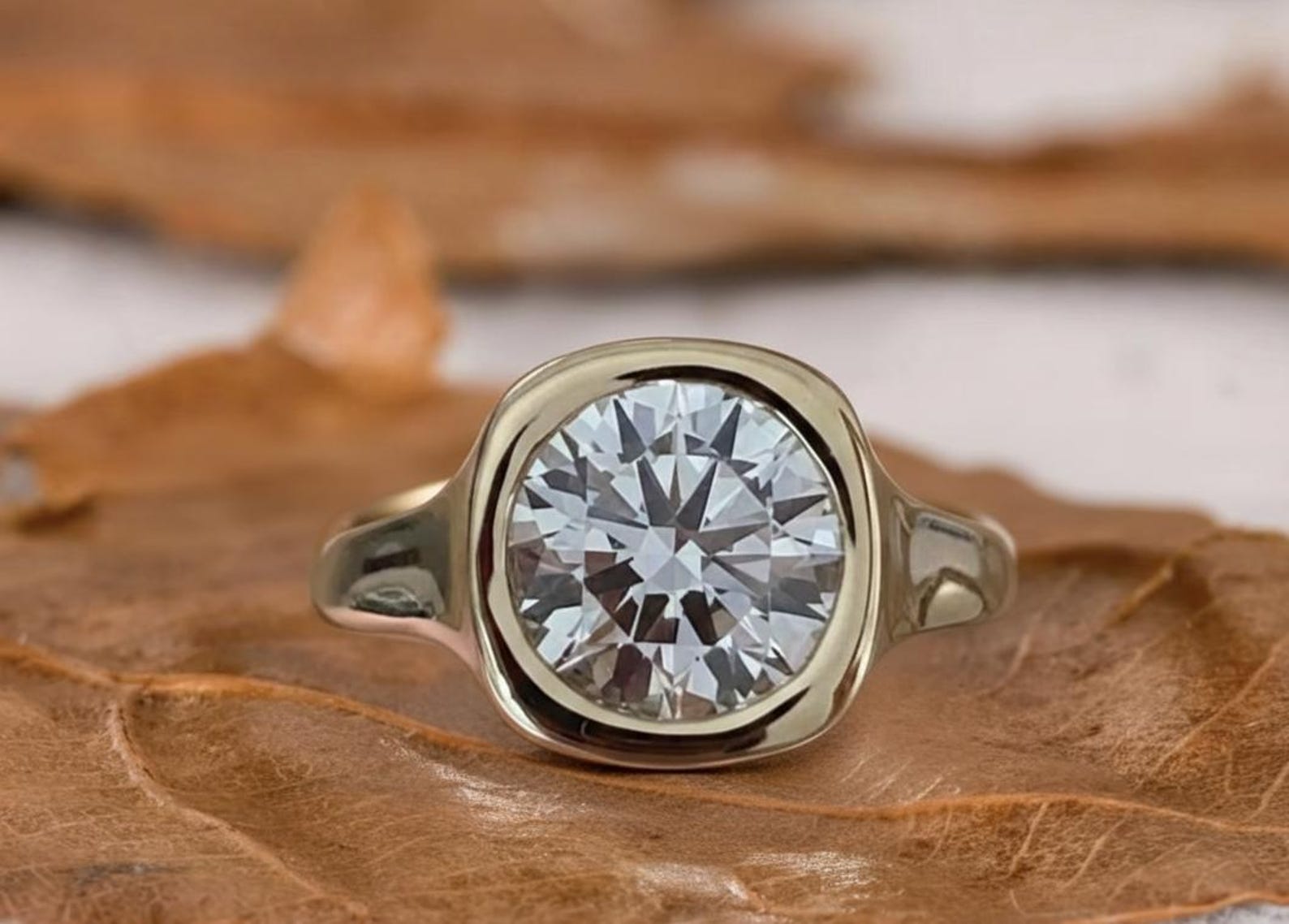 The Billie Ring (round) in Yellow Gold With 2.00ct Lab-grown Diamond - Etsy