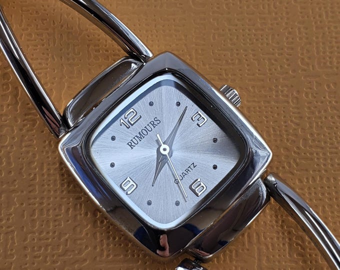 2000s Women's Quartz Rumours Silver Tone Tank Style Watch With Silver ...