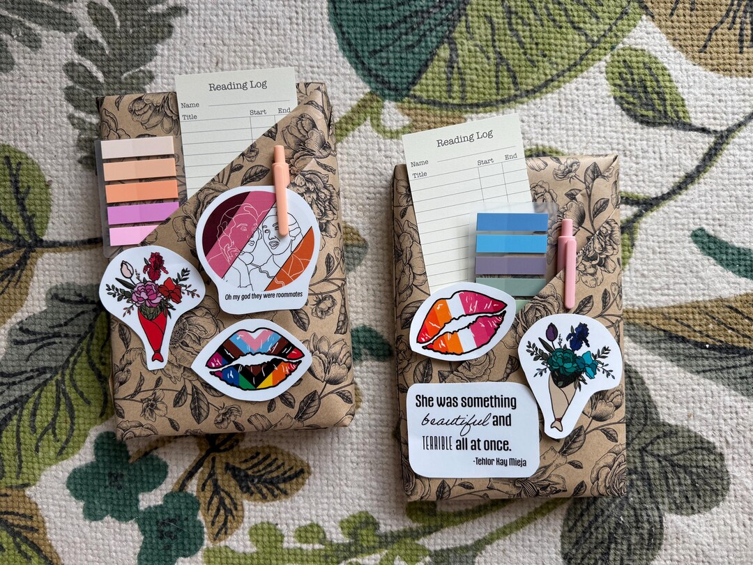 Blind Date With A Book - Sapphic / Queer - Etsy