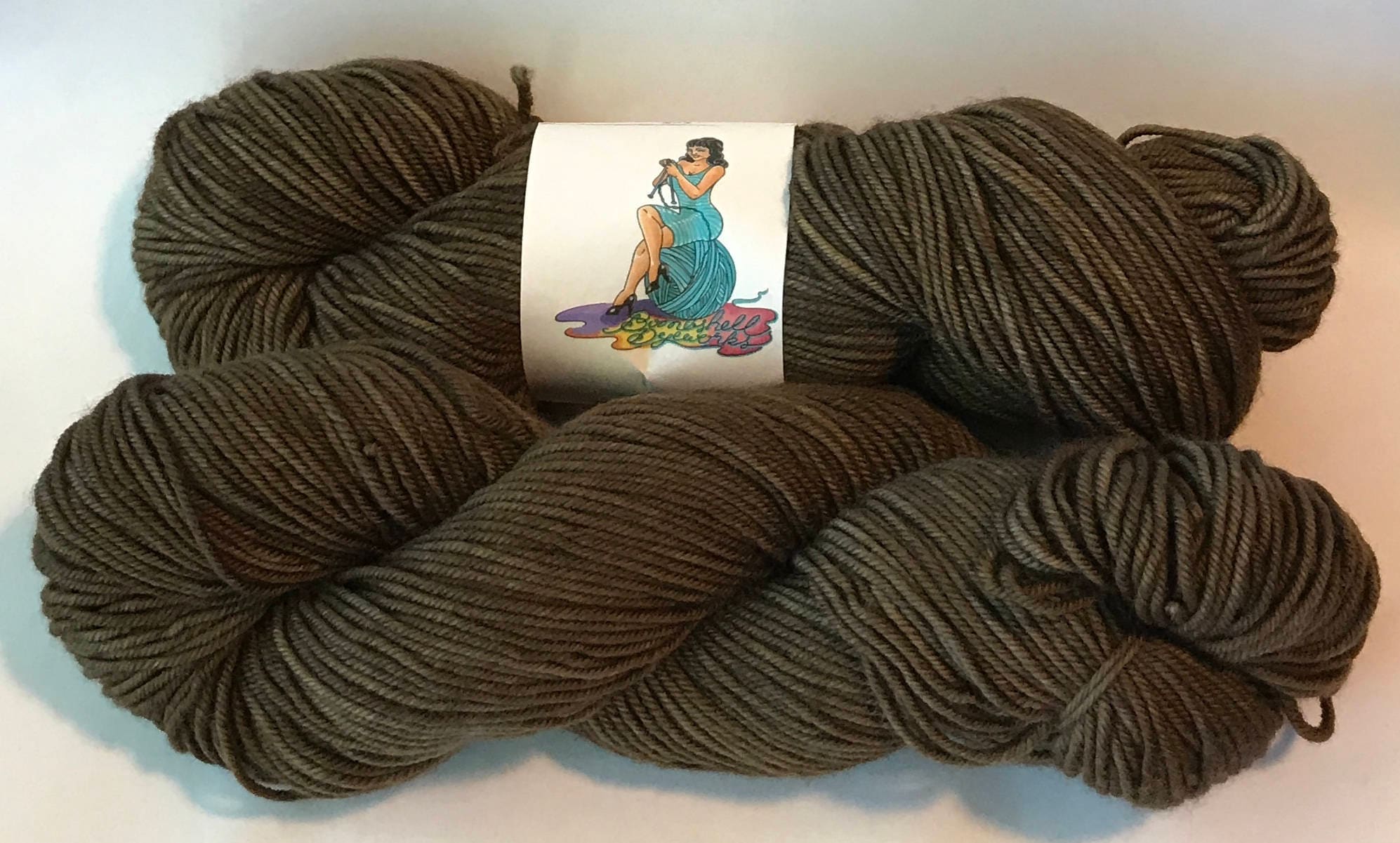 STAPLE Superwash merino worsted yarn Espresso | Etsy