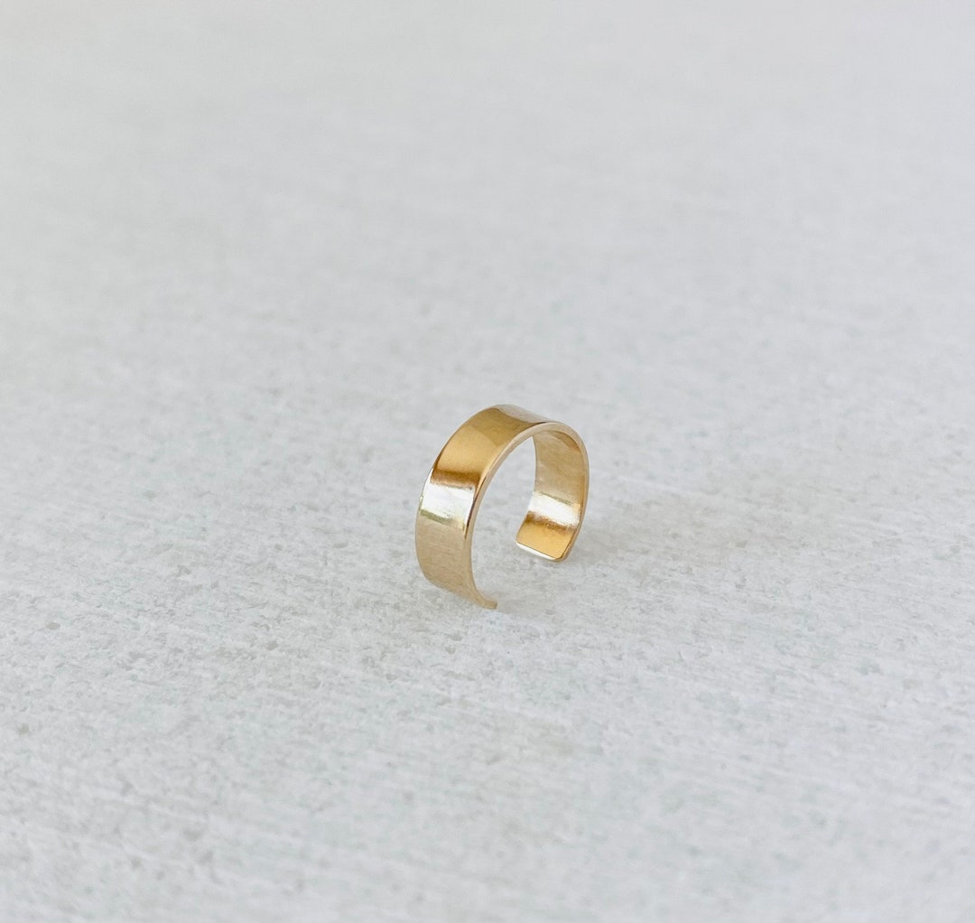 14k Solid Gold Ear Cuff: 3mm Wide, Minimalist Jewelry - Etsy