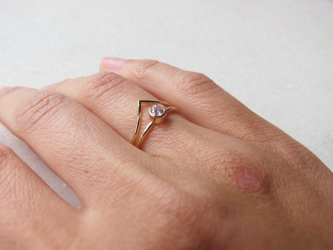Thin V Ring Gold Filled Chevron Ring Thin Point Band High - Etsy