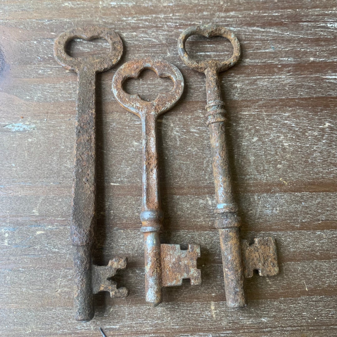 3 Real Skeleton Keys From 1800s/early 1900s Lot of 3 Rustic Pieces - Etsy