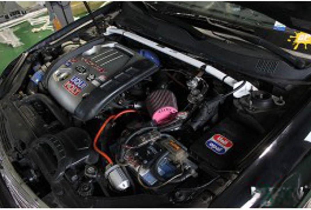 Ultra Racing 2-point Front Strut Tower Bar for Kia Optima (MG) 2.0 '05 ...