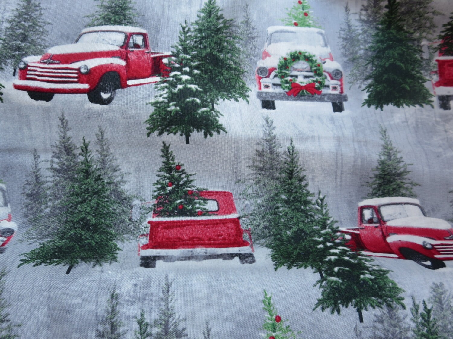 Henry Glass - Holiday Traditions by Jan Shade Beach - 6541-98
