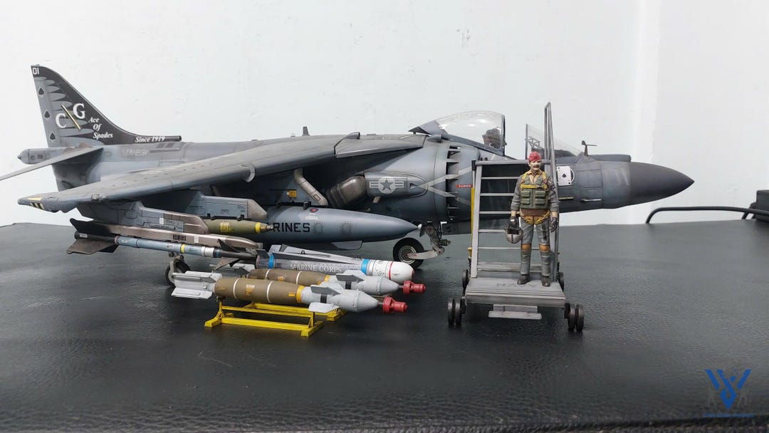 Museum Quality 1/18 AV-8B Harrier II - Hobbyboss VMA-231 Ace of Spades ...