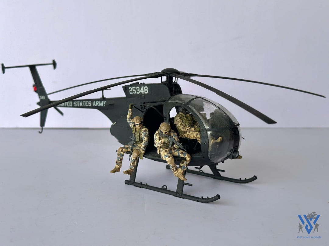 Hand-built MH-6J Little Bird With SOF Figures - Special Operations ...
