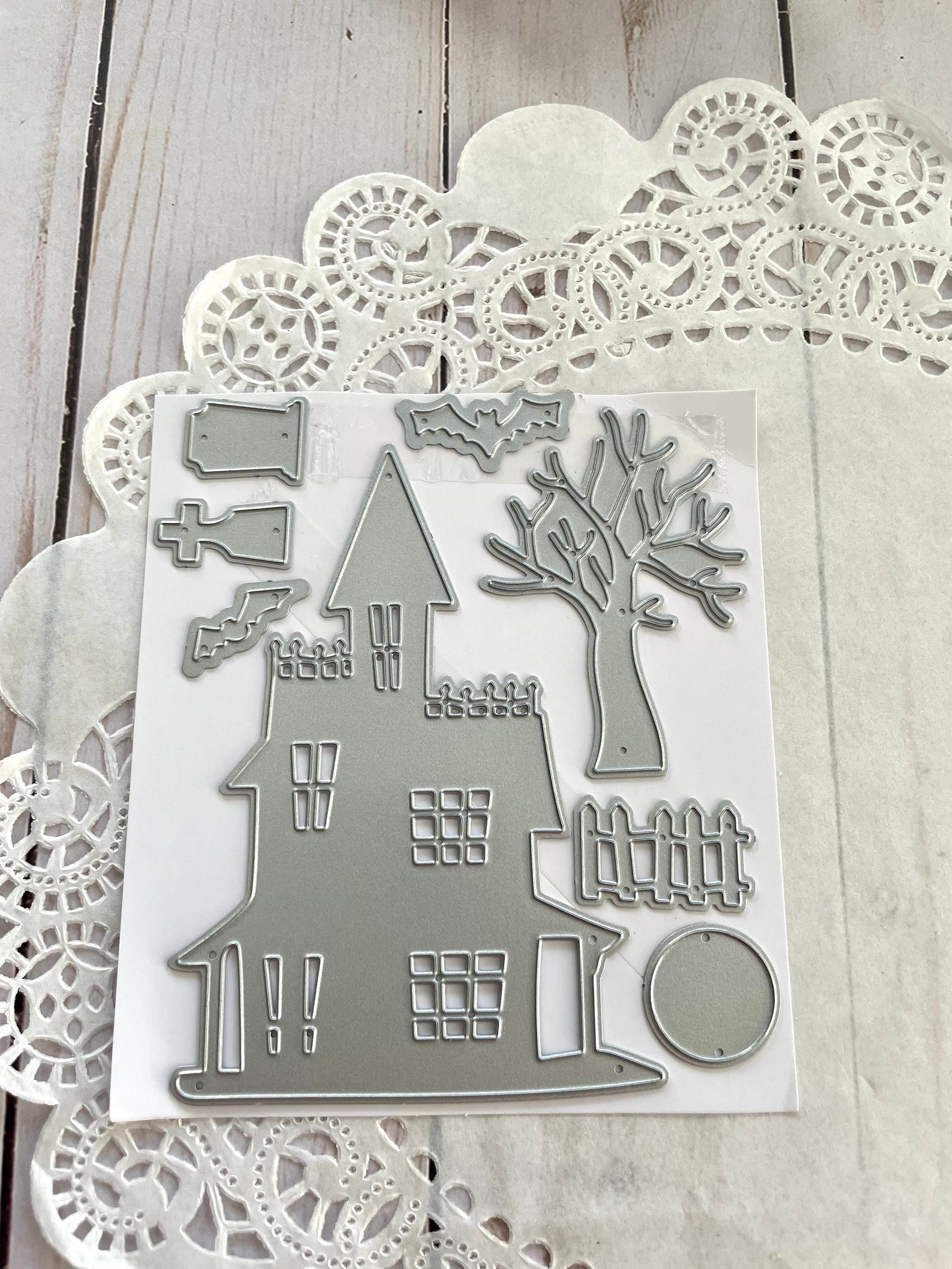 Haunted House Die Cut Steel Fence Bare Tree Moon Bat Tombstone Die ...