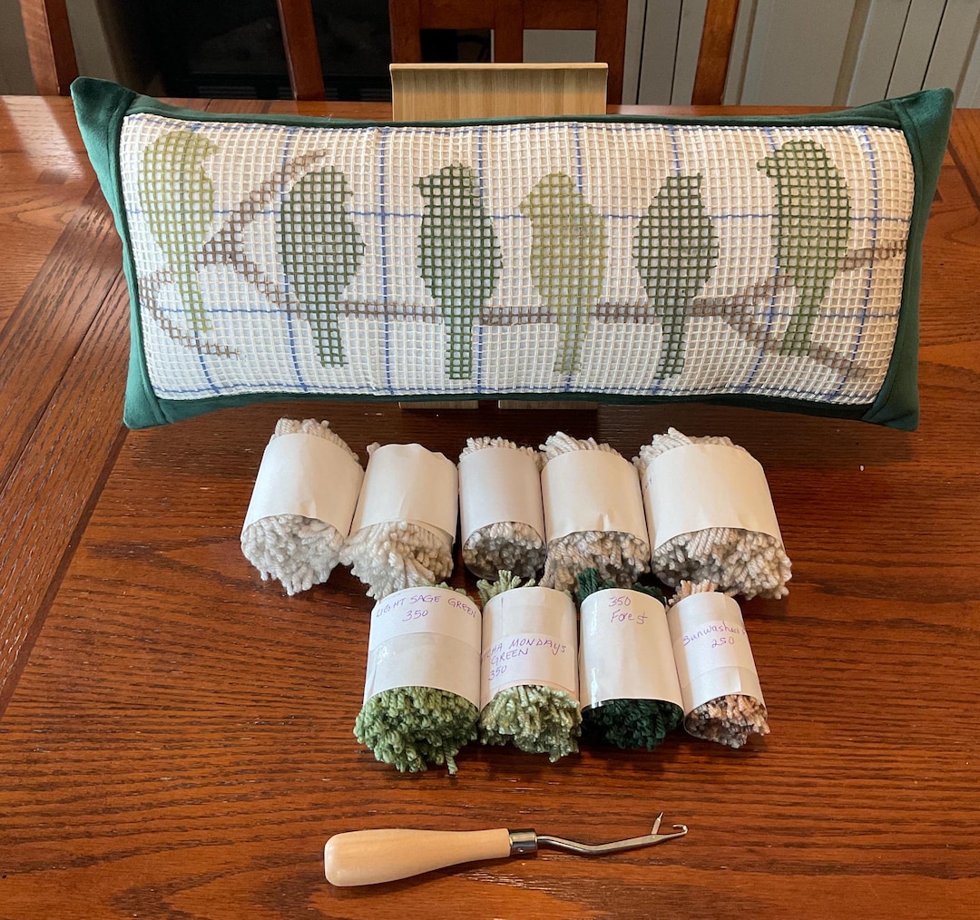Green Birds on a Limb Pillow Latch Hook Kit With Hunter Green ...