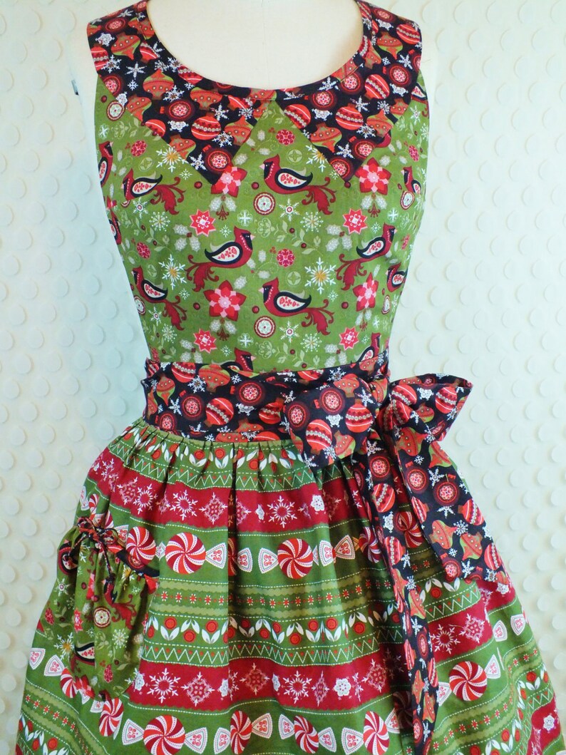 Christmas Kitchen Apron - Bon Bon Candy - Etsy