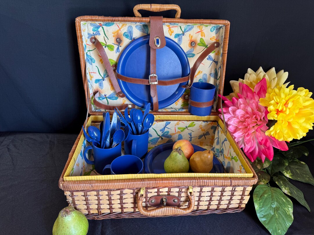 Vintage Wicker Picnic Basket With Complete Blue Dragonfly Dishware Set ...