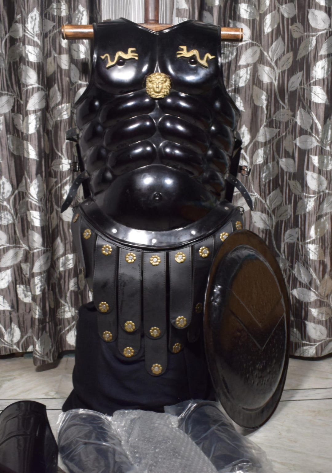 Full Body Metal Armor and Shield | Knight Full Plate Armor for Medieval ...