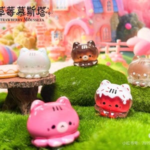 Kawaii Cute Mini Octopus Cat Display Figure - Peppermint With Filling ...