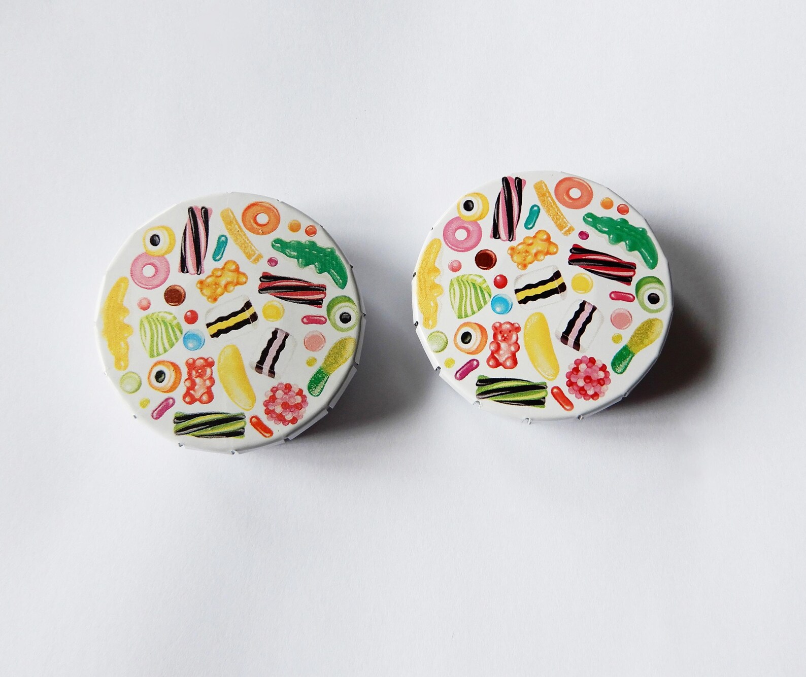 Illustrated Metal Click-clack Box, Candy/pill Box, Chewing Gum/pocket ...
