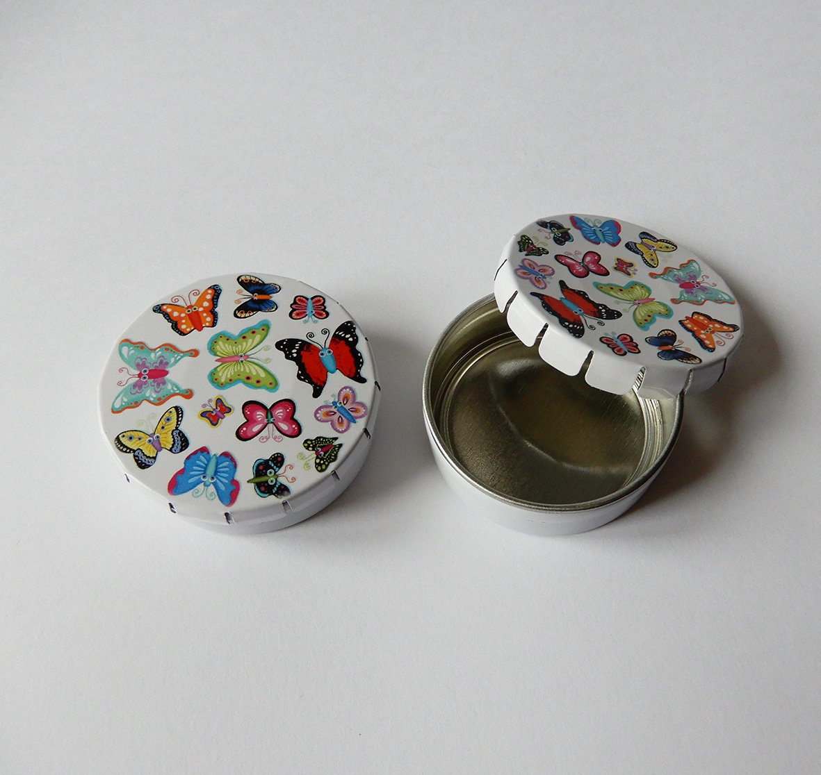 Metallic Clic-clac Box Illustrated Butterflies Candy Pill Box - Etsy UK