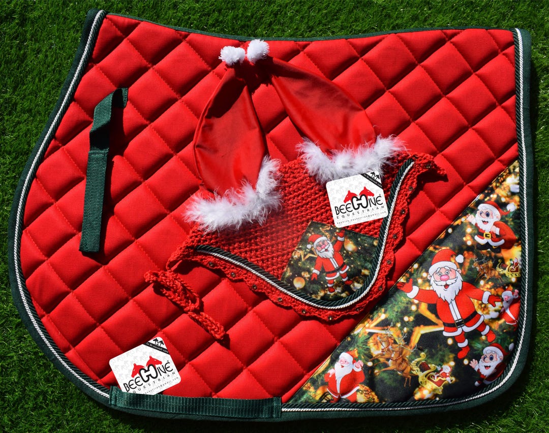 Christmas Santa Saddle Pad Set: Floral English Horse Tack With Bonnet ...