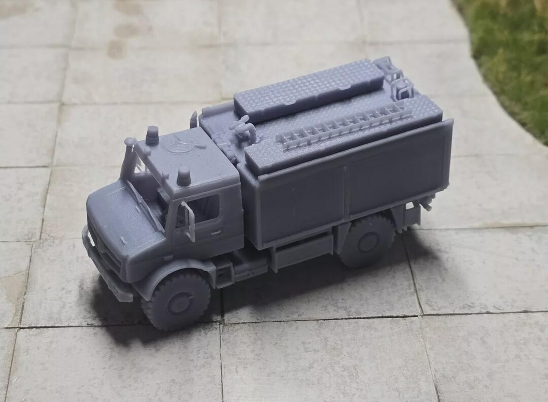 Schlingmann TLF3000 Varus U5023 Unimog H0 1:87 Incl. Glazing Fire ...