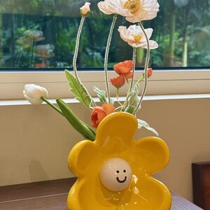 Smiley Face Flower Vase, Funky Ceramic Vase, Yellow Floral Centerpiece ...