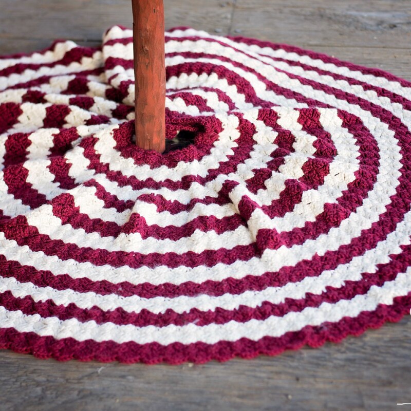 Crocheted Tree Skirt - Etsy
