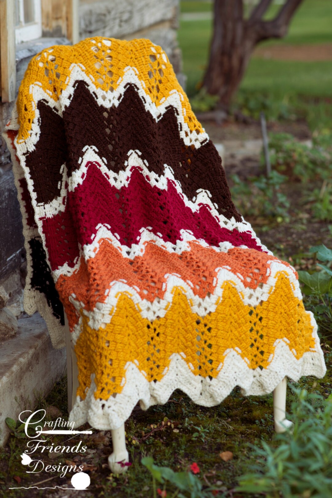Chevron Blanket Crochet Pattern - Trisquare Chevron Afghan, Photography ...