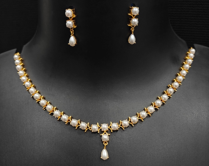 Premium Amrapali Inspired Dull Antique Gold Pearl Carved Multicolor ...