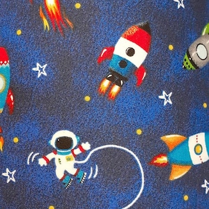 Astronaut, Space Ship, Rocket Lamp Shade. Alien. Shades Are 9.5" X 5" X ...