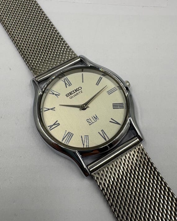 Vintage Seiko Slim Round Quartz Men's Wrist Watch-Gif… - Gem