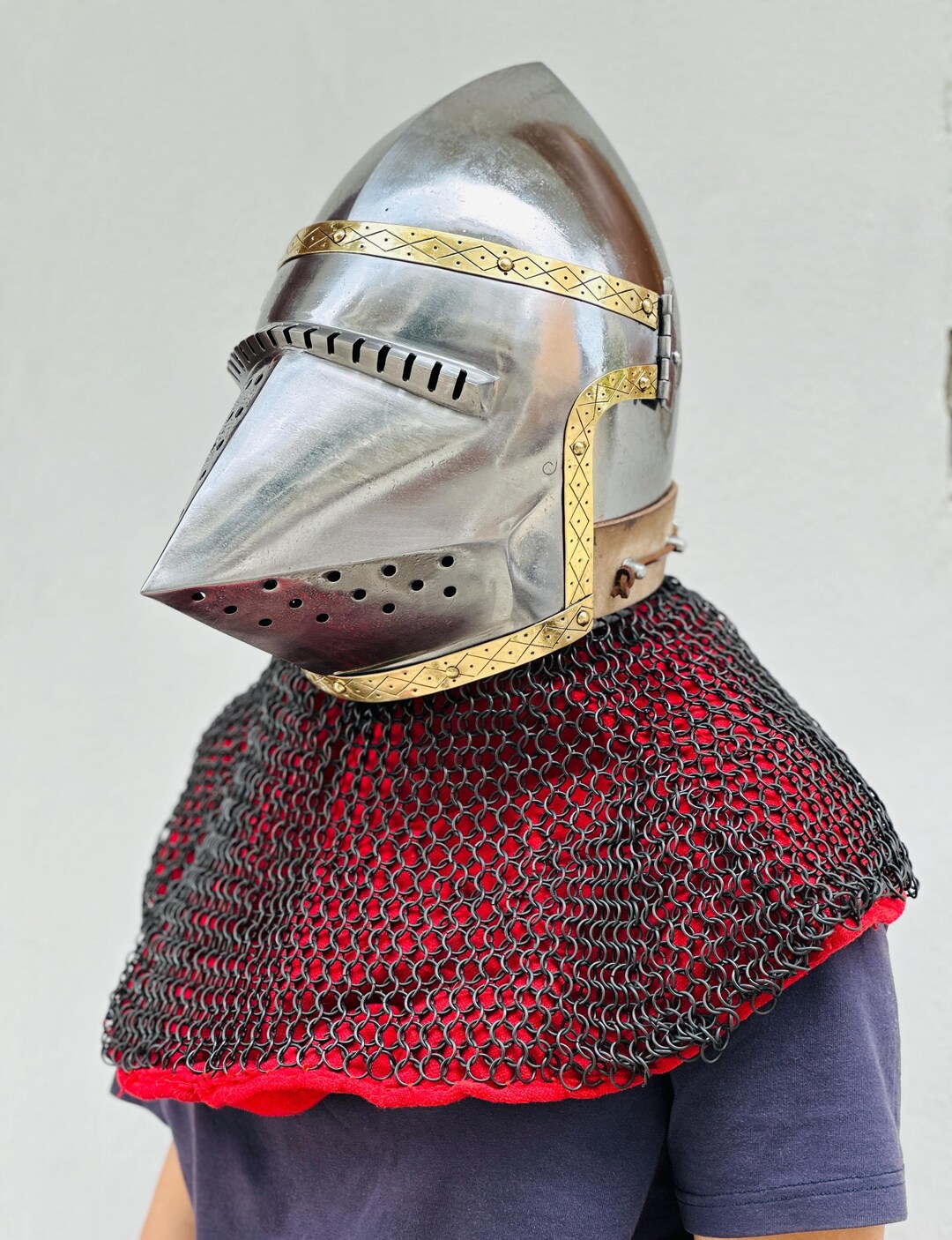 Medieval Helmet | Medieval Pig Face Bascinet Helmet |steel Chainmail ...