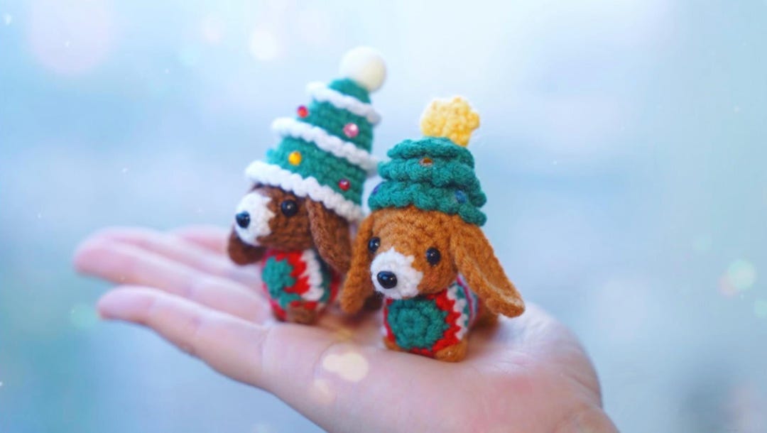 Christmas Dog Crochet Pattern+video, Amigurumi Dachshund Dog Crochet ...