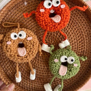 Crochet Cookie Keychain Pattern | Crochet Chips Ahoy Keychain ...