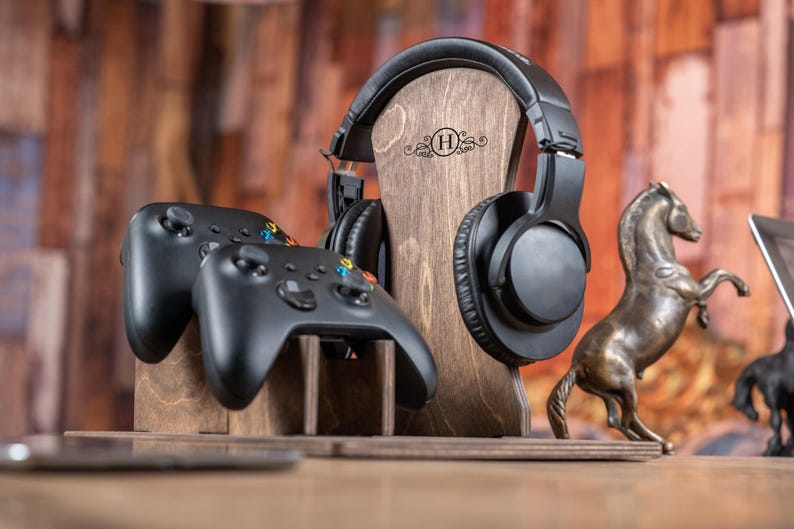 Custom Gamer Stand, Controllers Stand, Headset Holder, Personalized ...