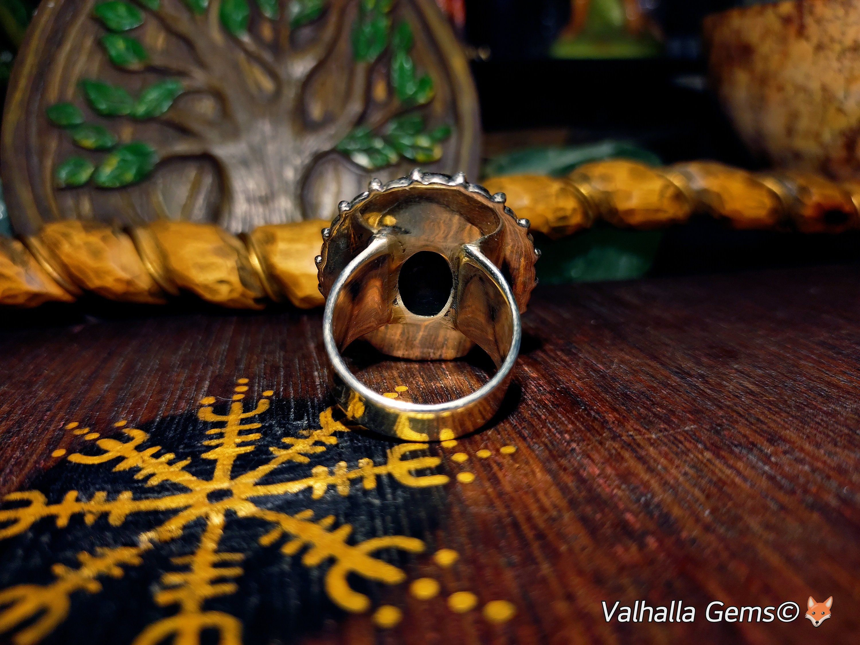 Ornate Golden Sheen Black 12 Ray Star Sapphire Thick Medieval ...