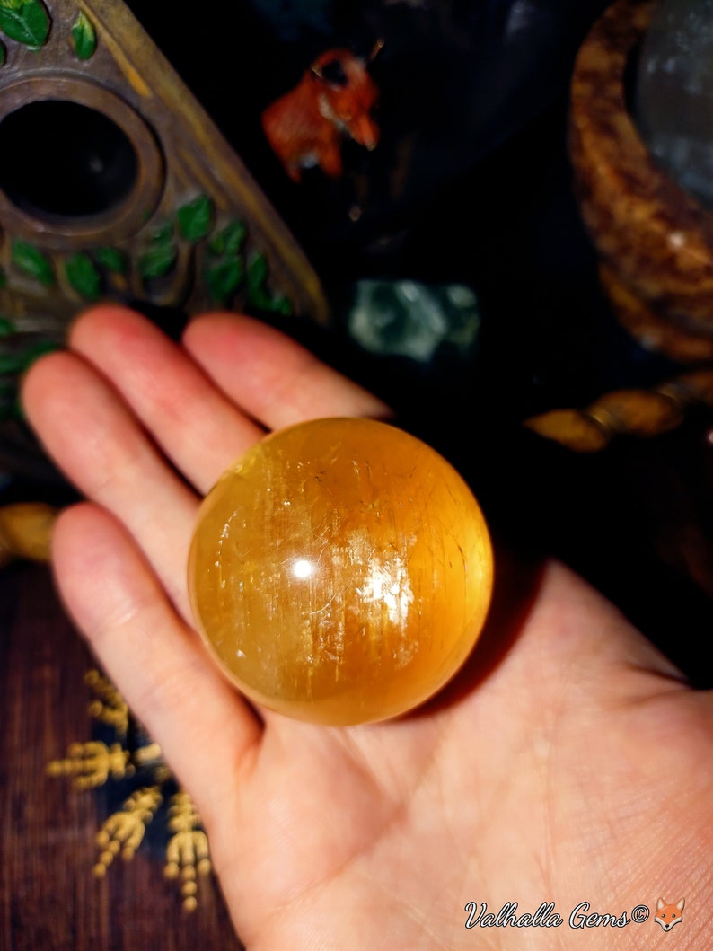High Quality Golden Honey Calcite Sphere With Chatoyant Asterism Star ...