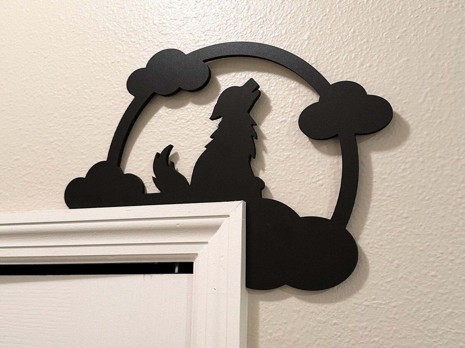 Howling Wolf Door Frame Topper | Full Moon Art | Halloween Decor | Door ...