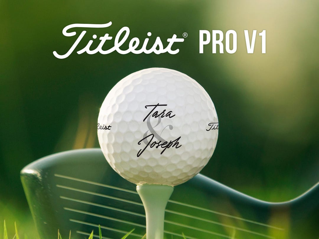 Newlyweds' Names Golf Balls | Titleist Pro V1 | Personalized Name ...