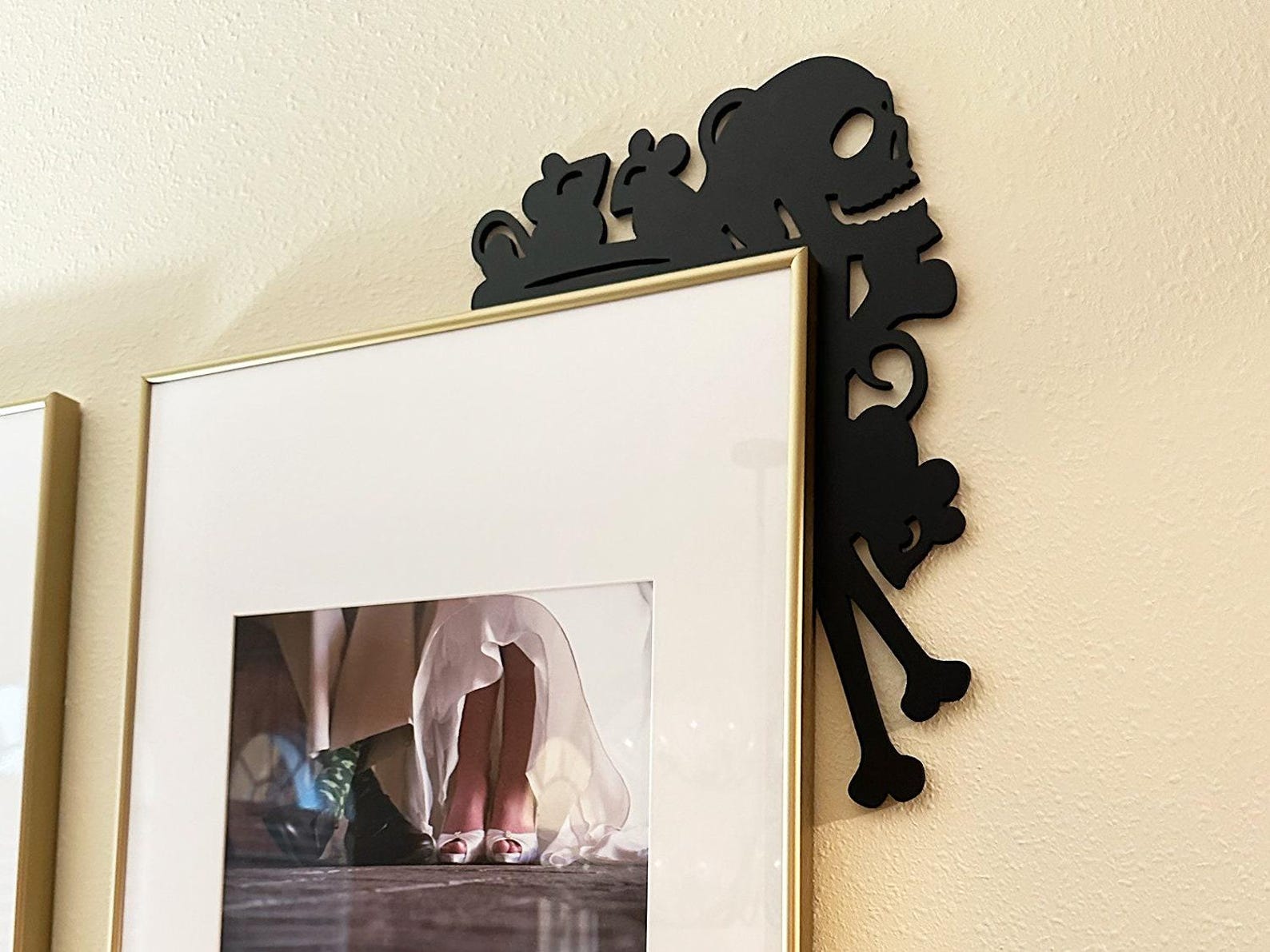 Skeleton & Rats Door Frame Topper | Halloween Door Corner Decor ...