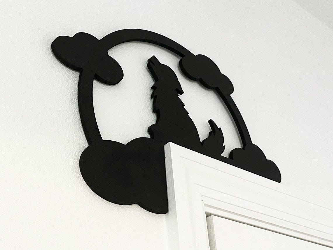 Howling Wolf Door Frame Topper | Full Moon Art | Halloween Decor | Door ...