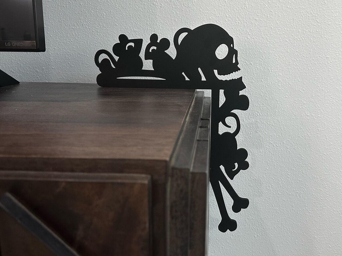 Skeleton & Rats Door Frame Topper | Halloween Door Corner Decor ...