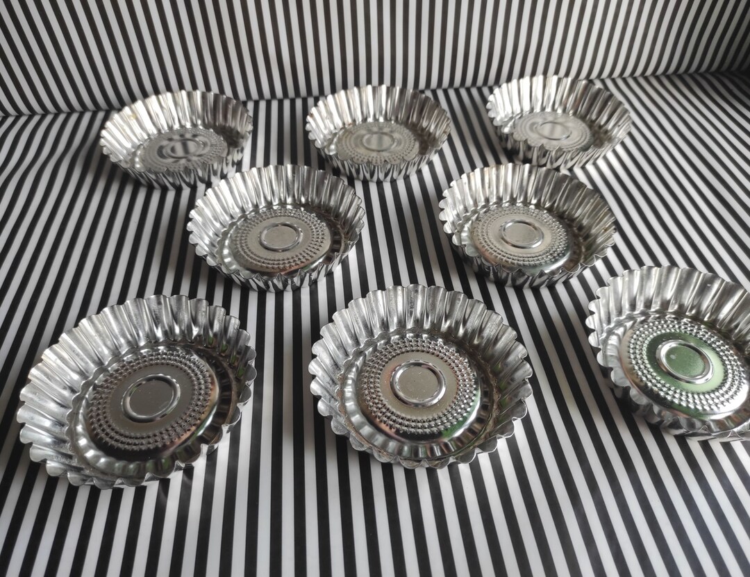 Vintage Patisserie Cases Set of 6 or 8 Fluted Tartlet Cake Moulds ...
