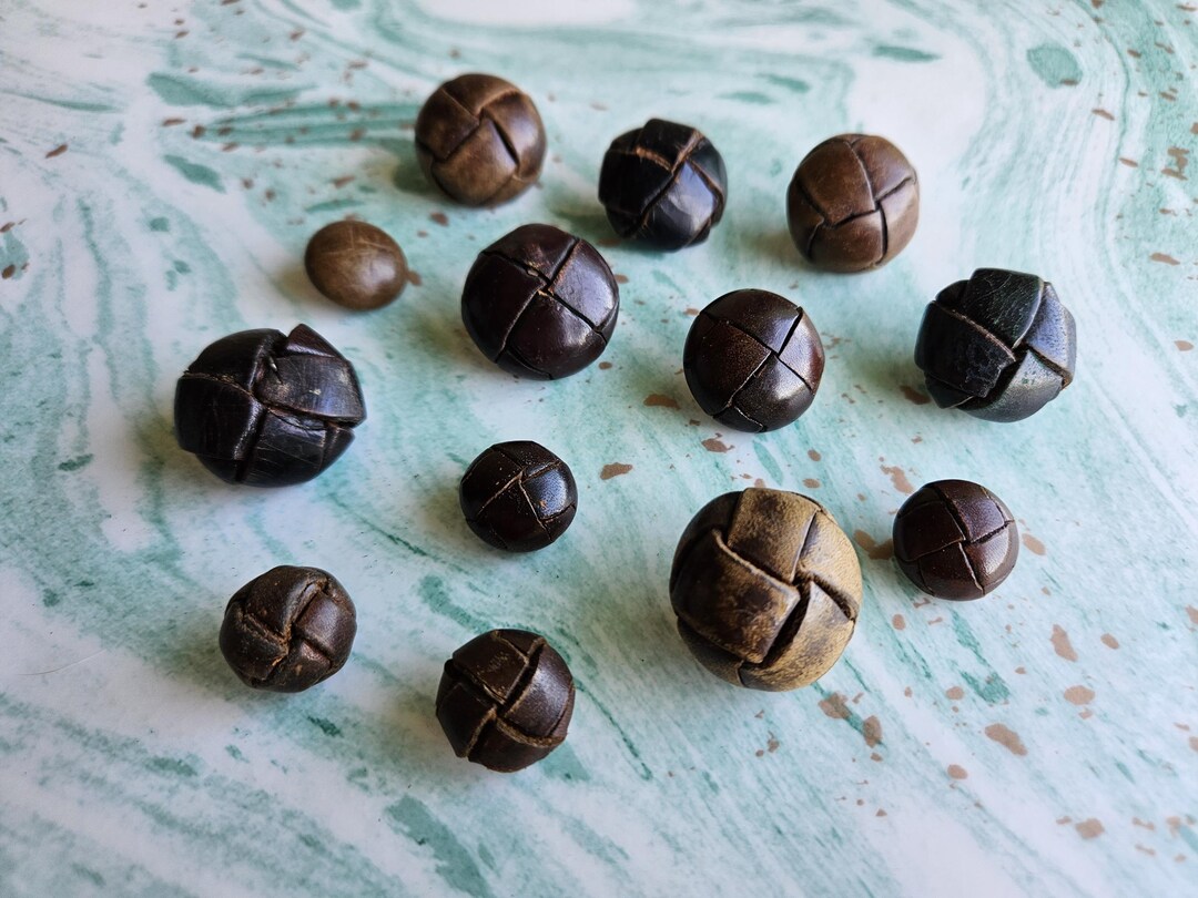 Leather Buttons | Set of 13 Vintage Buttons | Mixed Sized Pack | Old ...