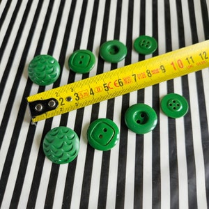 Up Cycled Button Mixed Pack Bottle Grass Green Vintage Rockabilly ...
