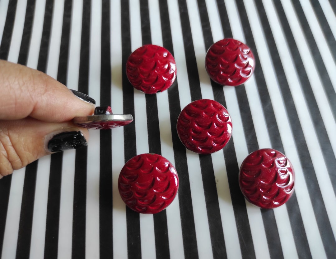 Vintage Hand Painted up Cycled Buttons 6 X Hand-pressed 50s Czech Glass ...