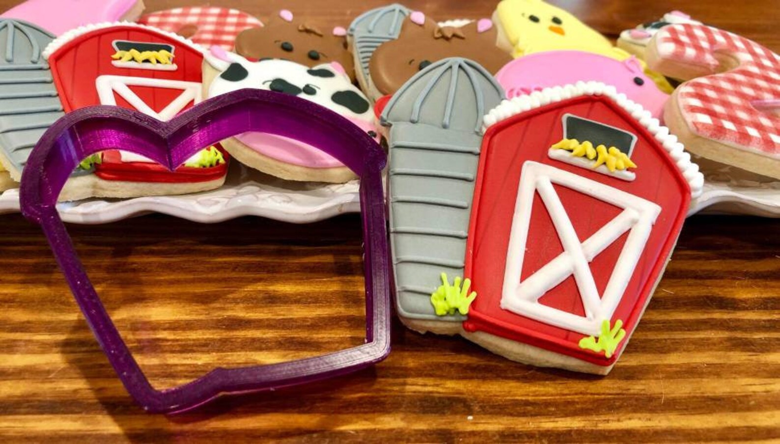 Barn 2 Cookie Cutter or Fondant Cutter and Clay Cutter - Etsy